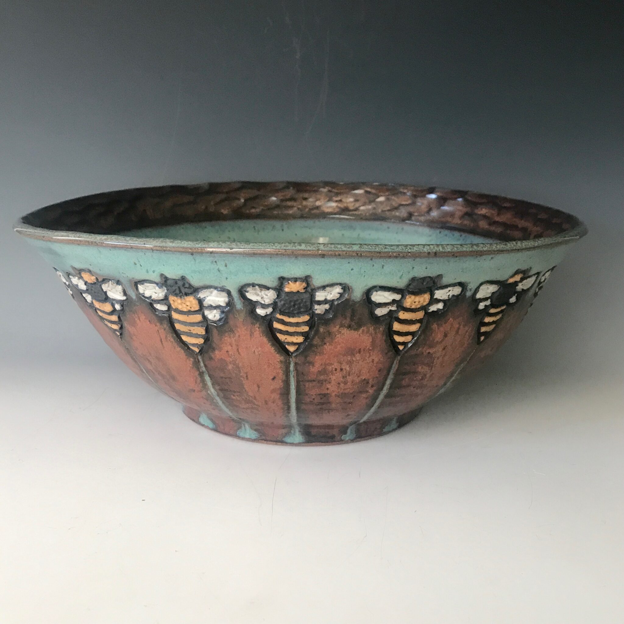 Bee Circle Bowl (large) - JCR Designs